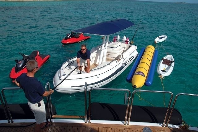 Yacht ALLEGRIA, Hakvoort Shipyard | CHARTERWORLD Luxury Superyacht Charters